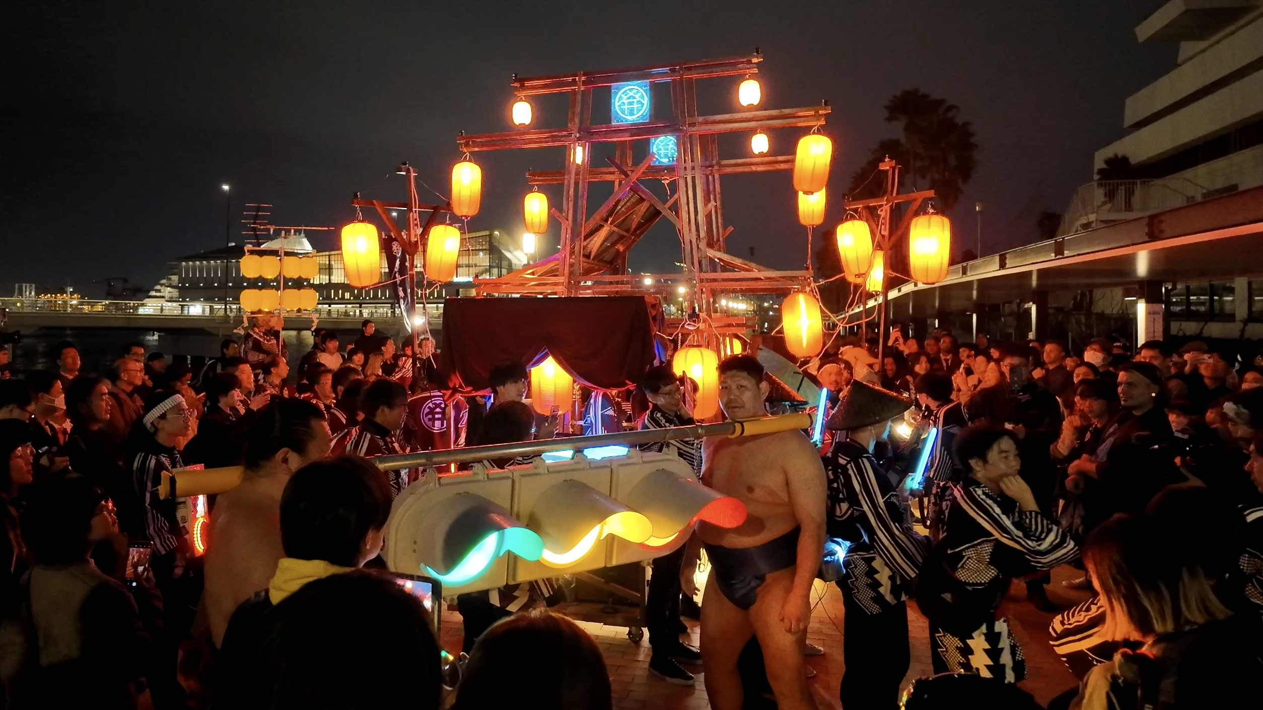 【Live Performance】Electromagnetic Bon Dance in Roof Park | ELECTRONICOS ...